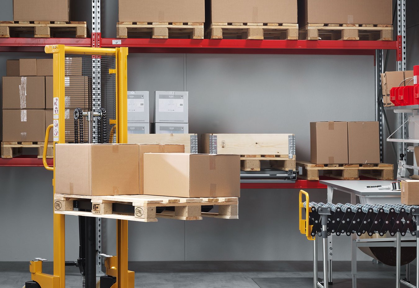 Stabil lagerinredning för ett effektivt lager | Cowab.se